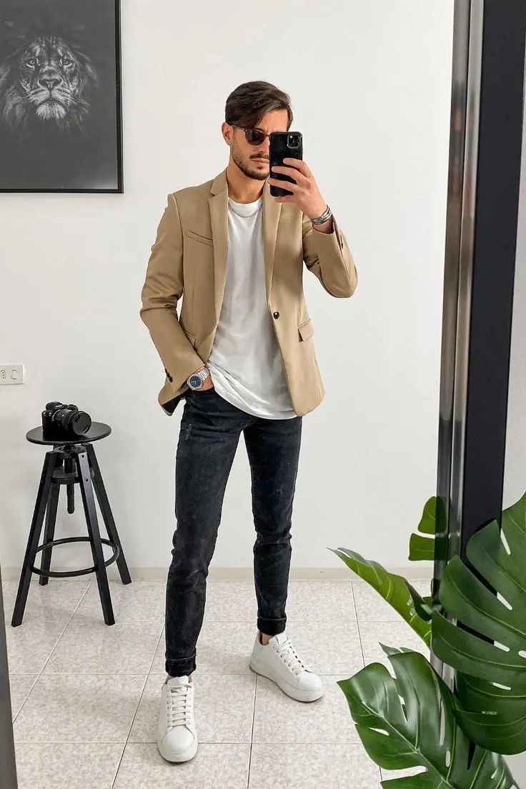Beige Blazer Men's Combinations: 7 Ideas to Look Classy