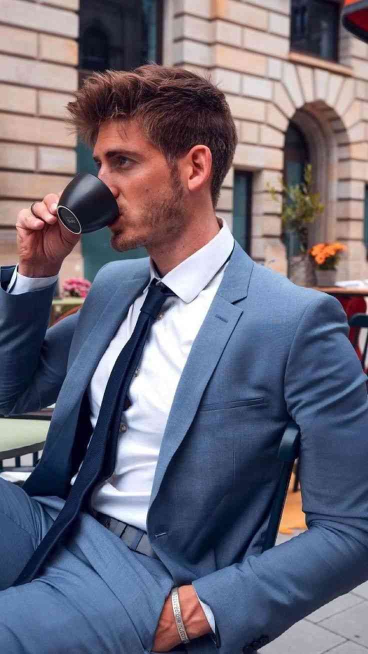 32 Classy Men's Outfits + Style Tips